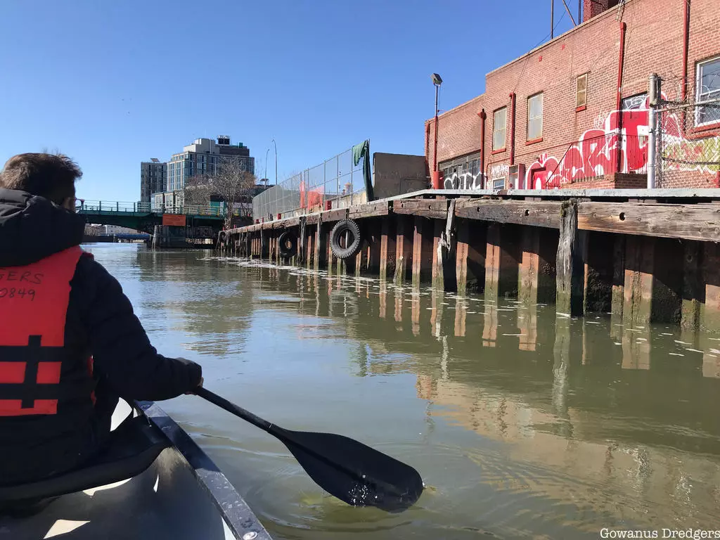 Du kan ta en tur til Gowanus-kanalen i en kano 5786_2