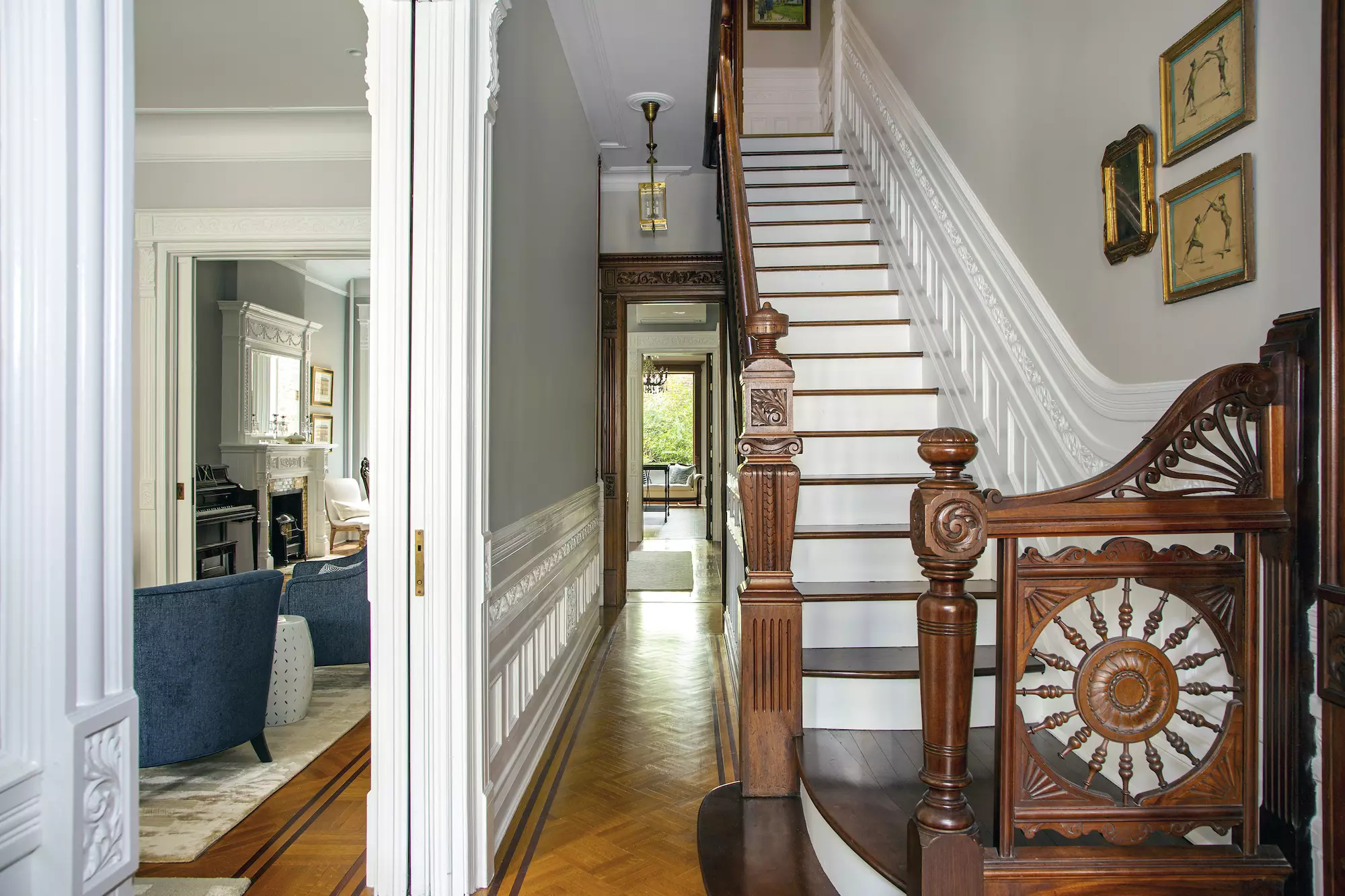 La casa adossada Park Slope de 6,5 milions de dòlars té dues cuines, un gimnàs a tot el pis i una terrassa. 5967_2