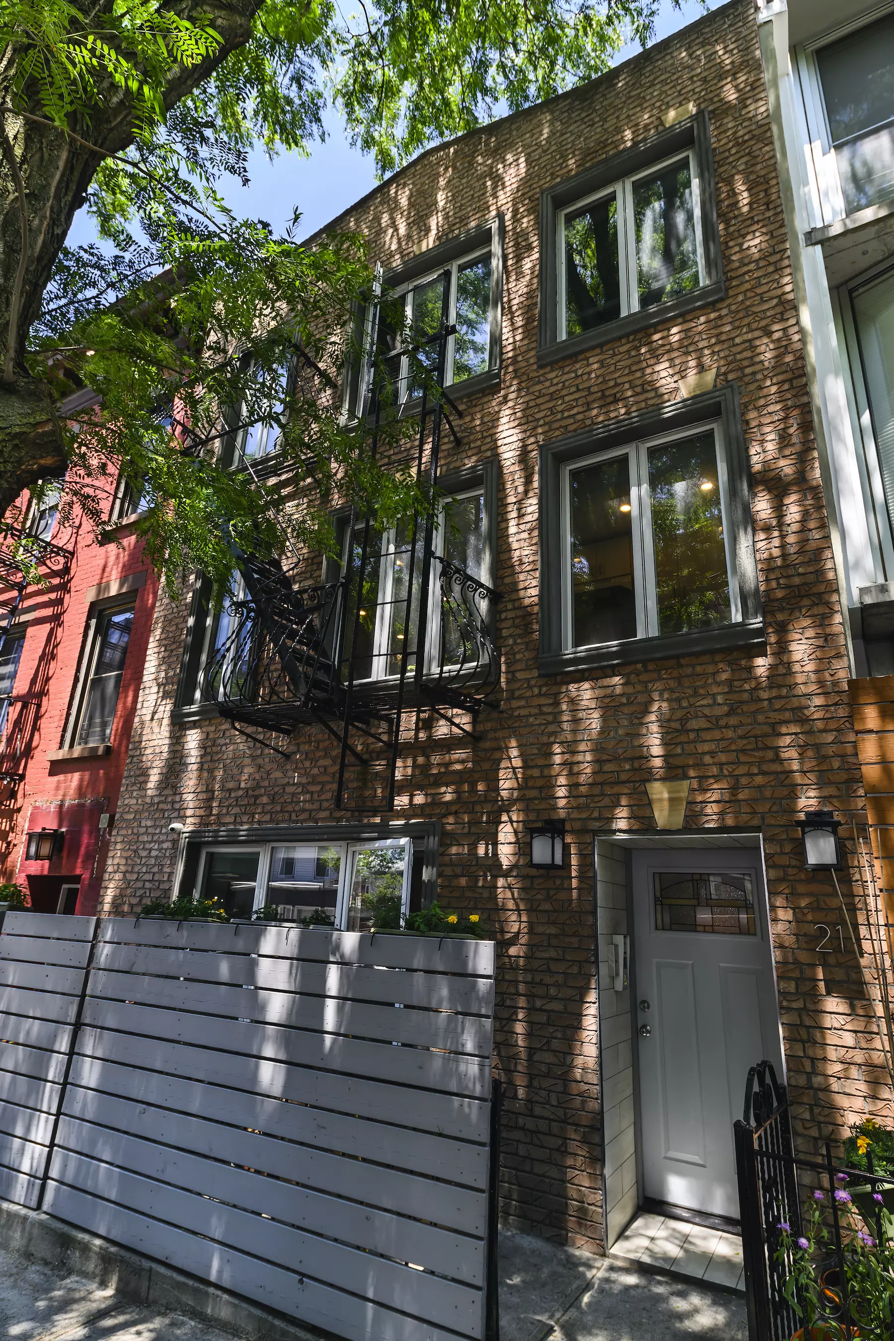 Shtëpia e qytetit në Park Slope ku u rrit Al Capone liston për 2.9 milion dollarë 6004_2
