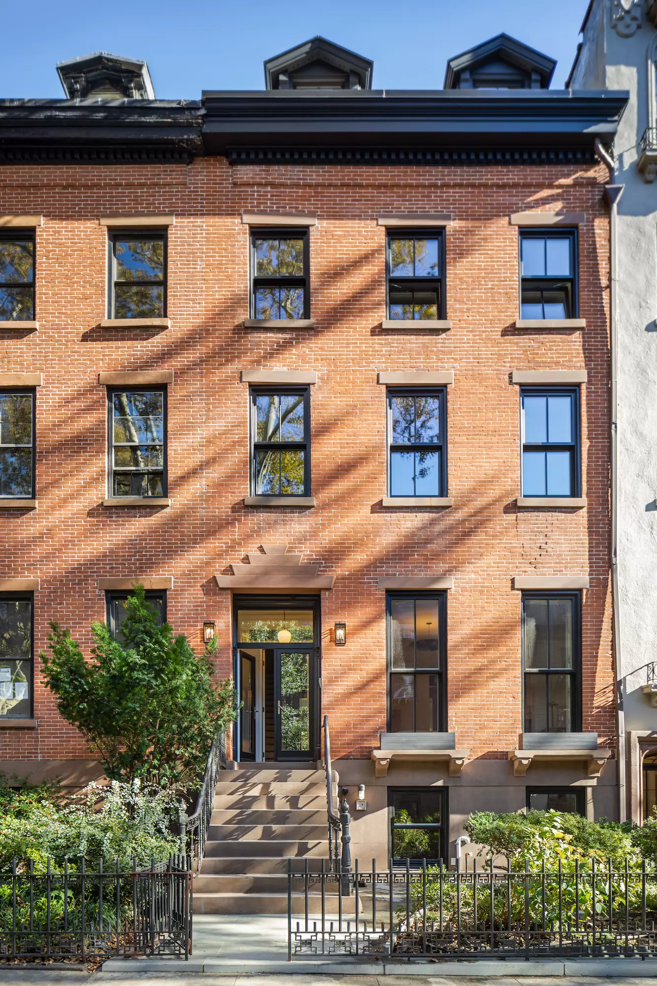 Detta lyxfyllda 15 miljoner dollar townhouse i Brooklyn Heights har passivhusteknik bakom sin historiska storhet 611_25