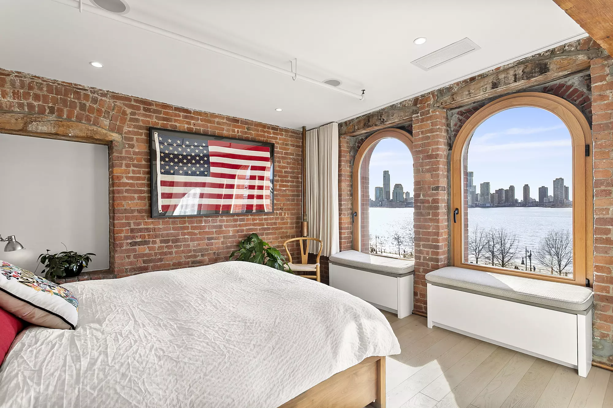 Die 5,7 Millionen-Dollar-Tribeca-Genossenschaft ist ein zweistöckiges Loft-Wohnzimmer mit viel Bonusfläche 6378_13