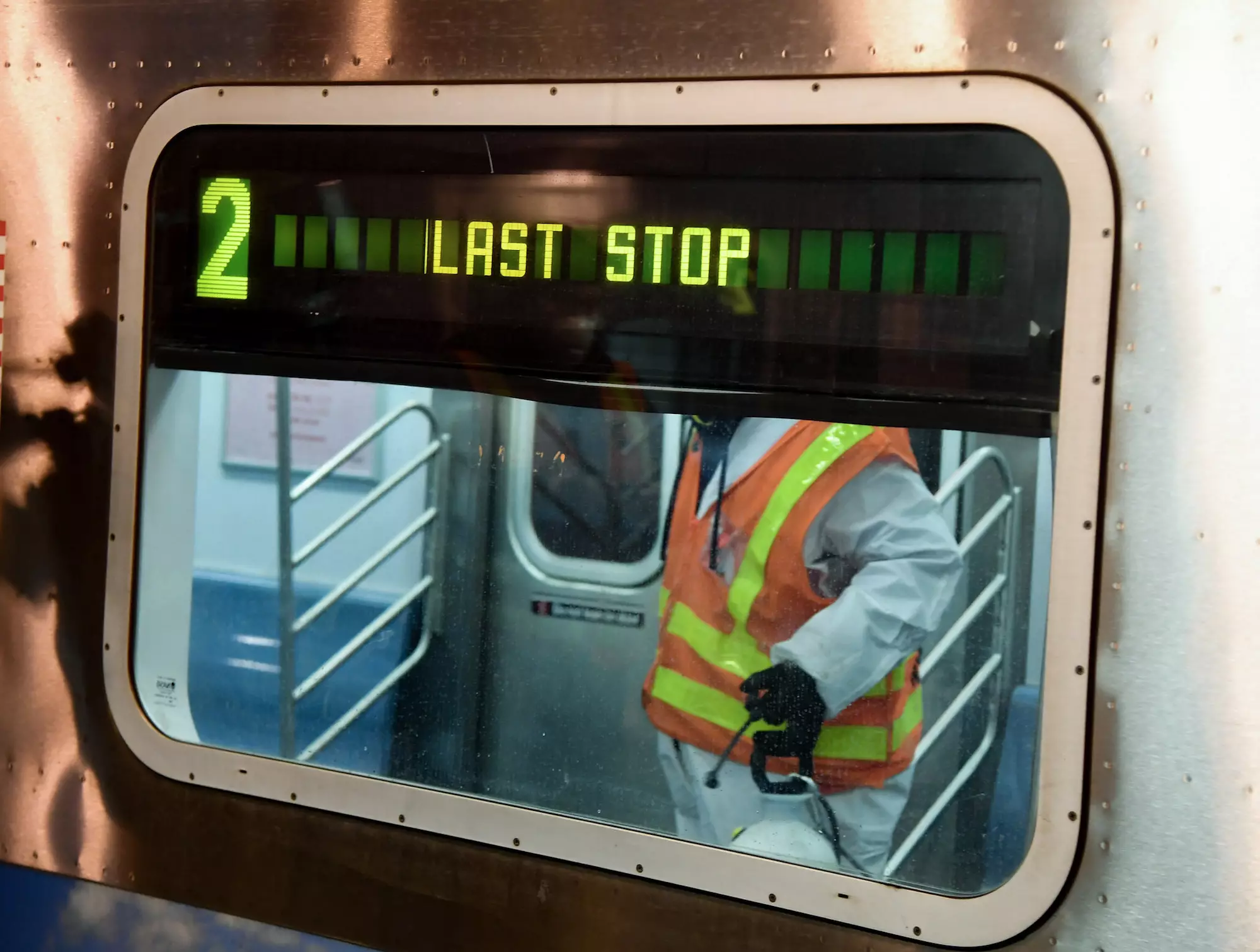 Le métro de New York s'arrête pour la première fois de l'histoire ; voir le plan de désinfection COVID-19 en action 6434_2