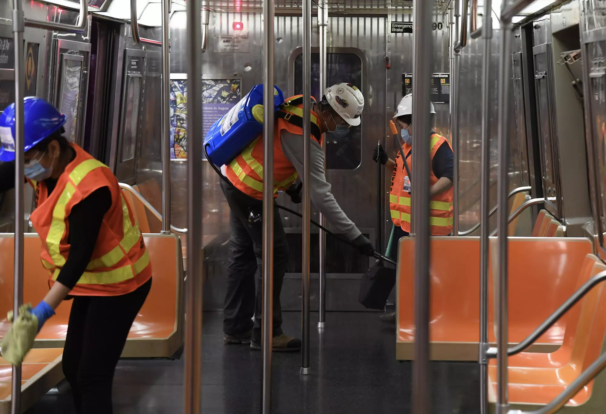 Kereta bawah tanah NYC ditutup untuk pertama kalinya dalam sejarah; lihat aksi rencana disinfeksi COVID-19 6434_3