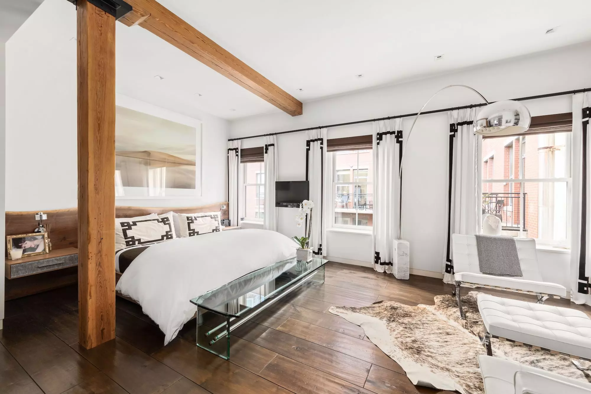 Станьте первым, кто поселится в этом дизайнерском пентхаусе Tribeca за 9,3 миллиона долларов. 6542_9