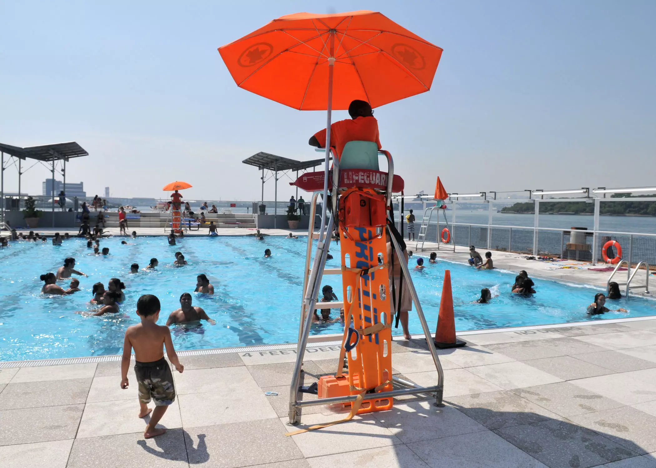 Các hồ bơi ngoài trời ở NYC sẽ đóng cửa cả mùa hè vì đại dịch coronavirus 6602_1