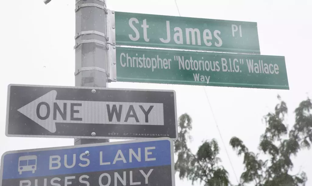 Clinton Hill-blokken der Notorious B.I.G. vokste opp har offisielt fått navn etter den kjente rapperen