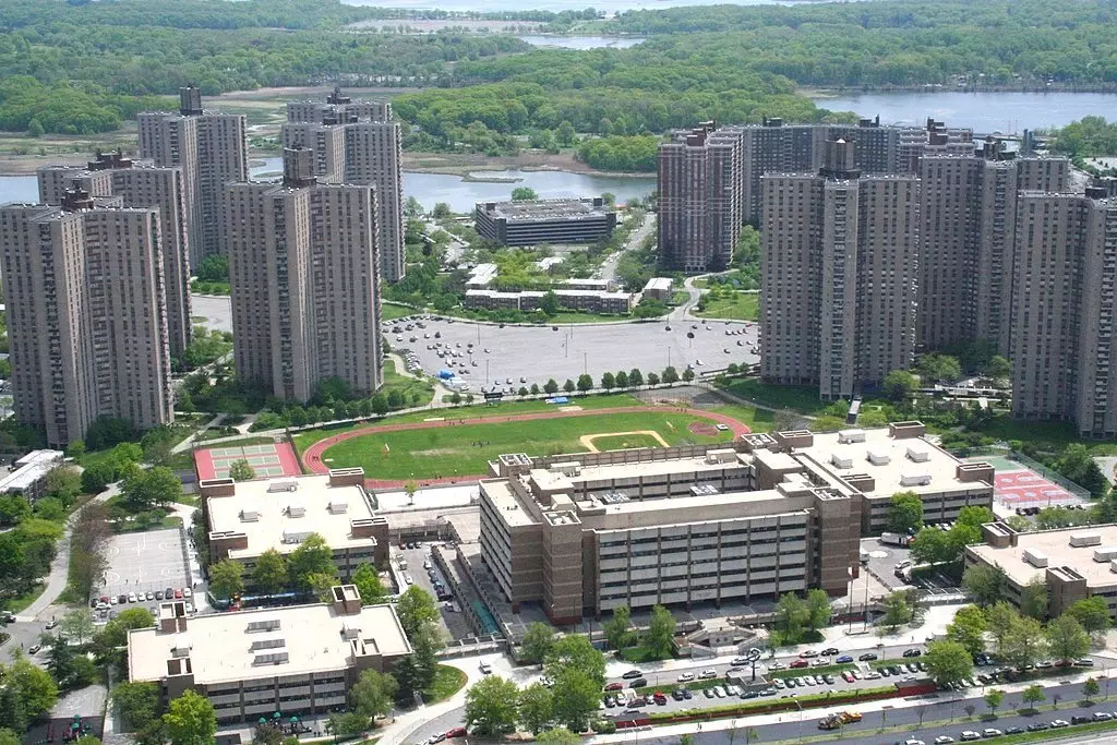 Els més de 15.000 apartaments de Co-Op City es mantindran assequibles durant 30 anys més 6724_1