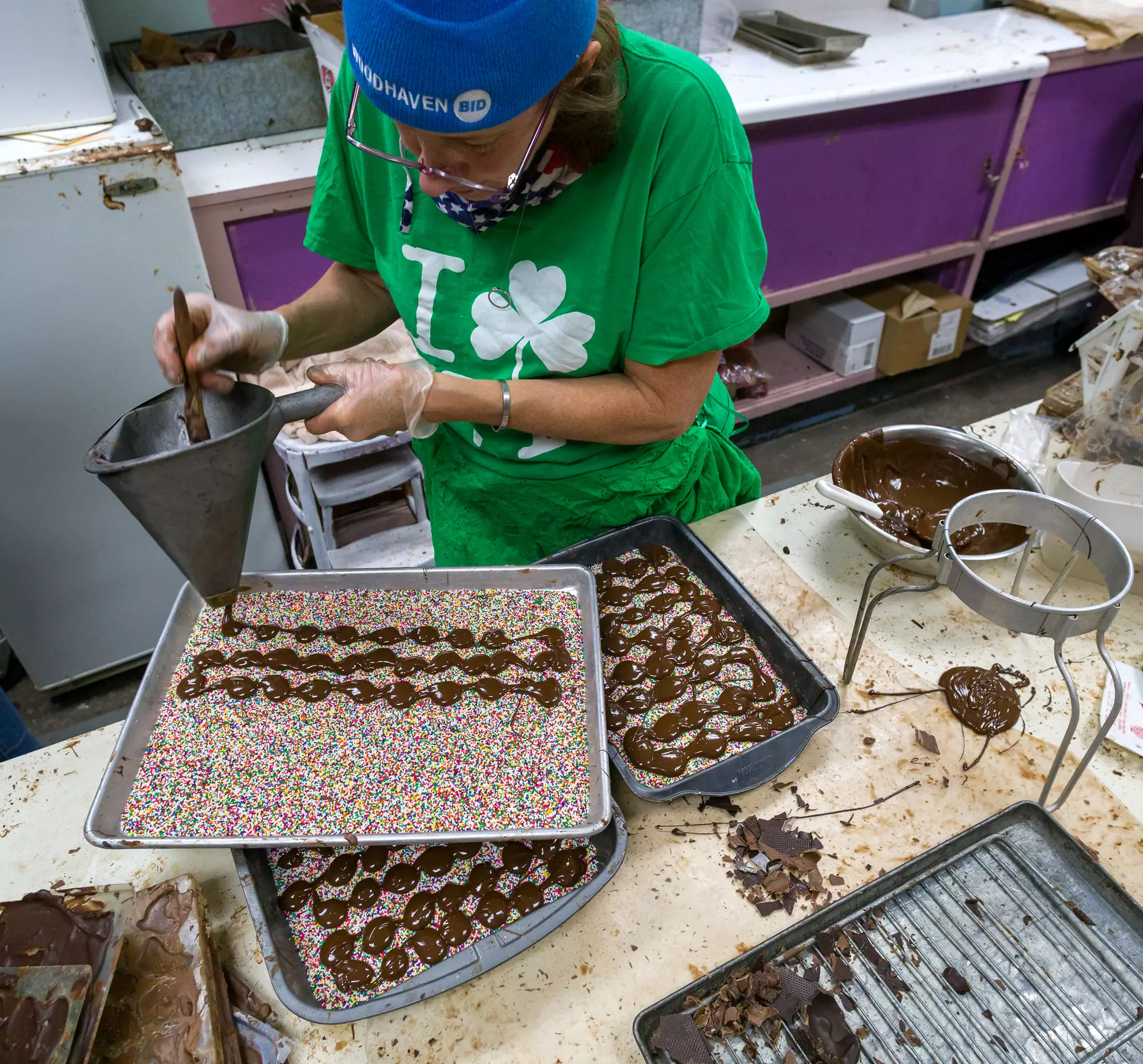 Detrás de escena en Schmidt's Candy, fabricante de chocolates de Woodhaven de 95 años 6776_12