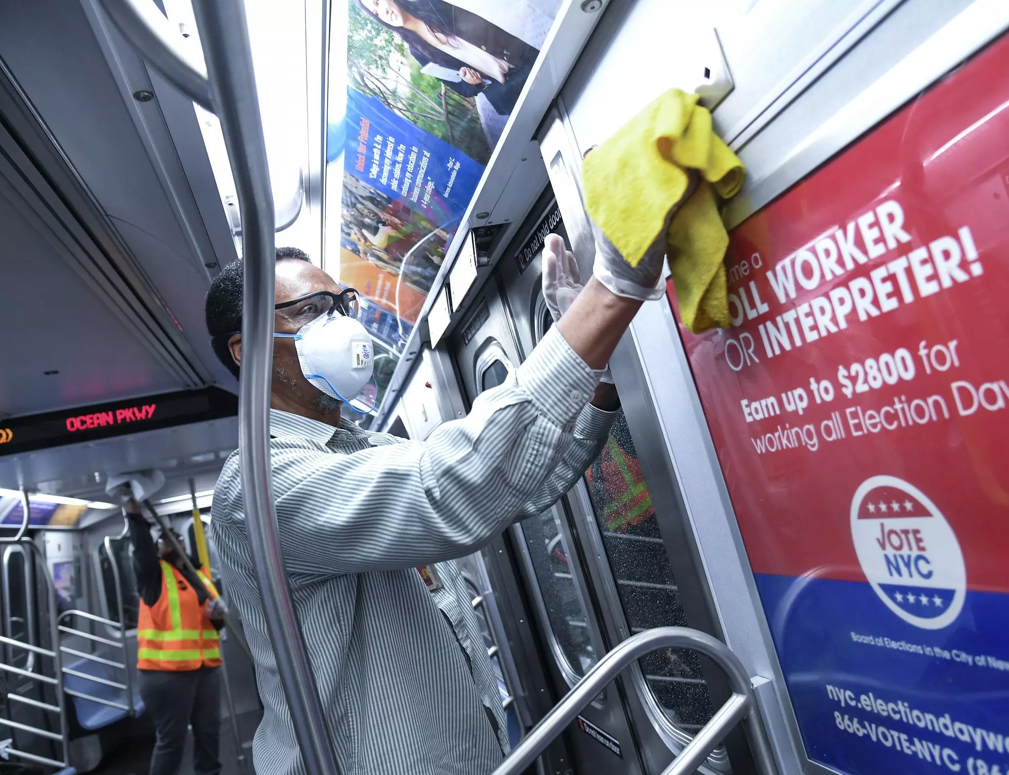 چگونه متروی نیویورک برای مقابله با ویروس کرونا آماده می شود 7028_1