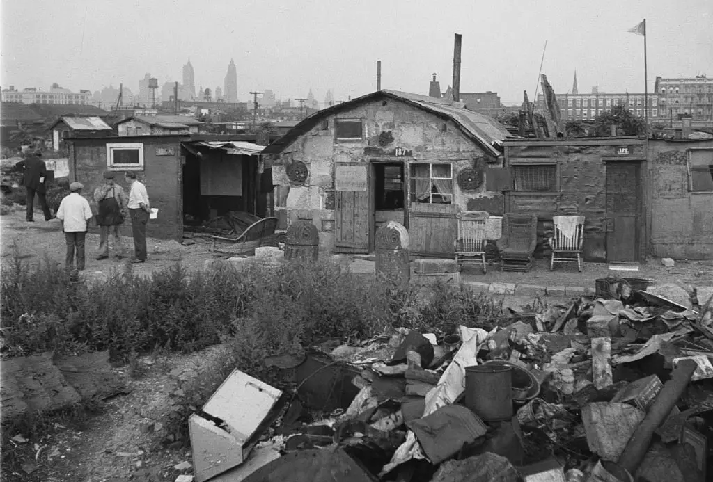 Оглядываясь назад на трущобы эпохи Великой депрессии в парках Нью-Йорка 7077_1