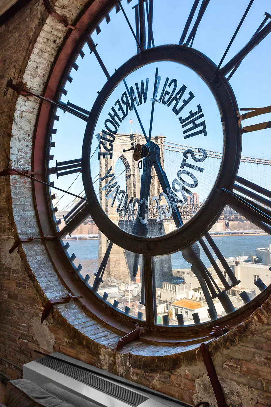 Во магацинот „Игл“ на Бруклин Хајтс, живеете зад индустриски часовник од 19 век за 2,35 милиони долари 7108_7