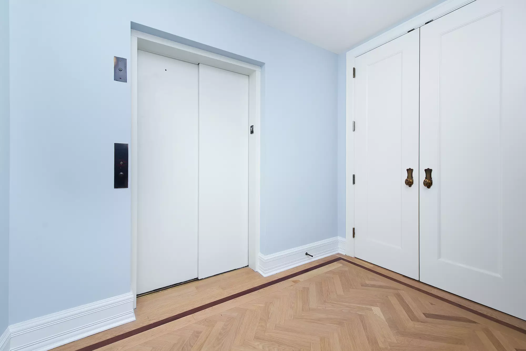 Voit vuokrata ainoan Plaza-asunnon, jossa on oma hissi, hintaan 46 000 dollaria kuukaudessa 7111_4