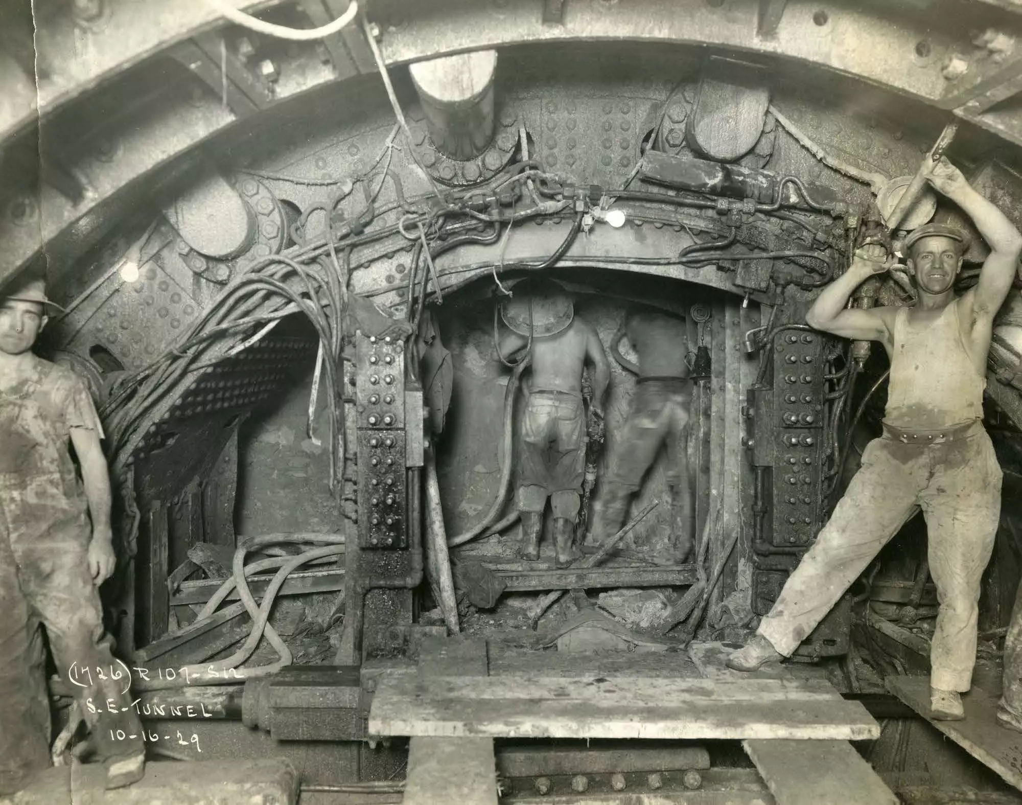 Faszinéierend Fotoen weisen den 20. Joerhonnert Bau vum NYC Subway System 7179_9