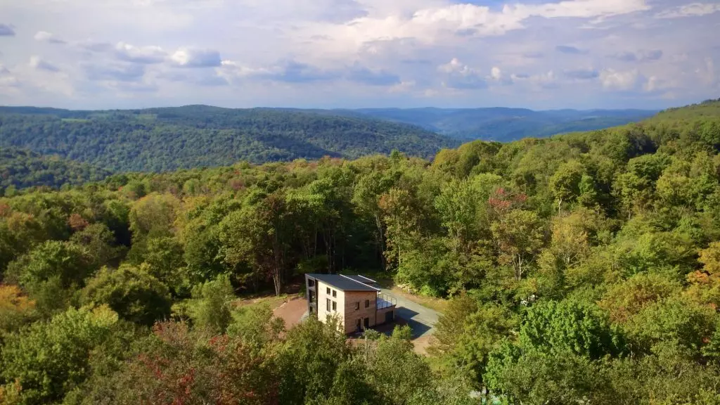 فروش خانههای سفارشی خالص صفر در کوههای Catskill با کمتر از 1 میلیون دلار آغاز شد.