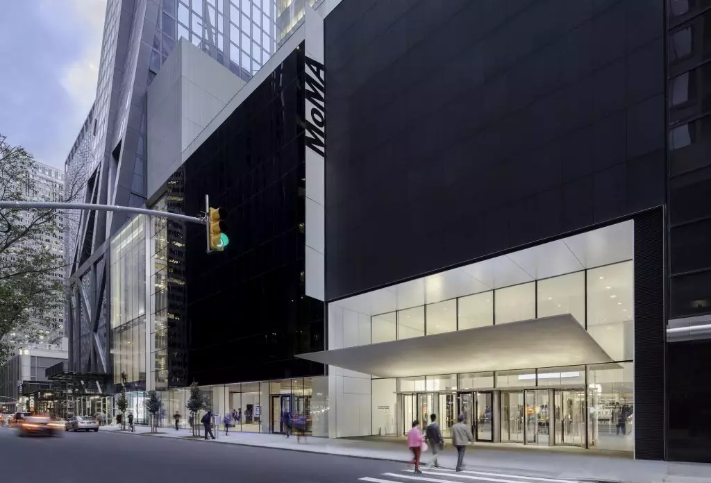 Oglejte si prenovljen, razširjen kampus MoMA v vrednosti 450 milijonov dolarjev