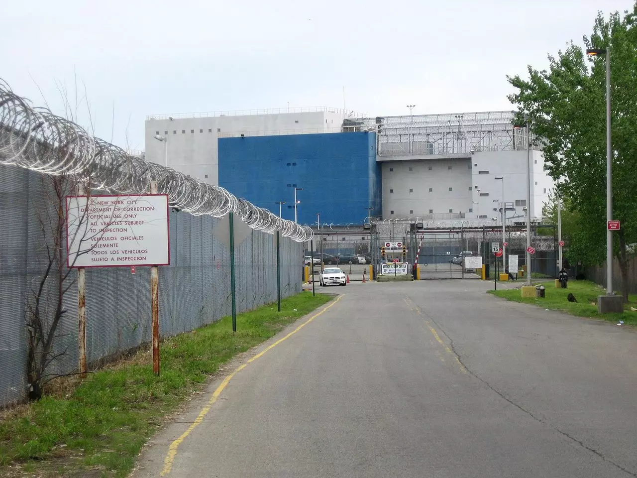 东河监狱驳船原意是临时的，在关闭赖克斯的计划中引起了愤怒 8285_2