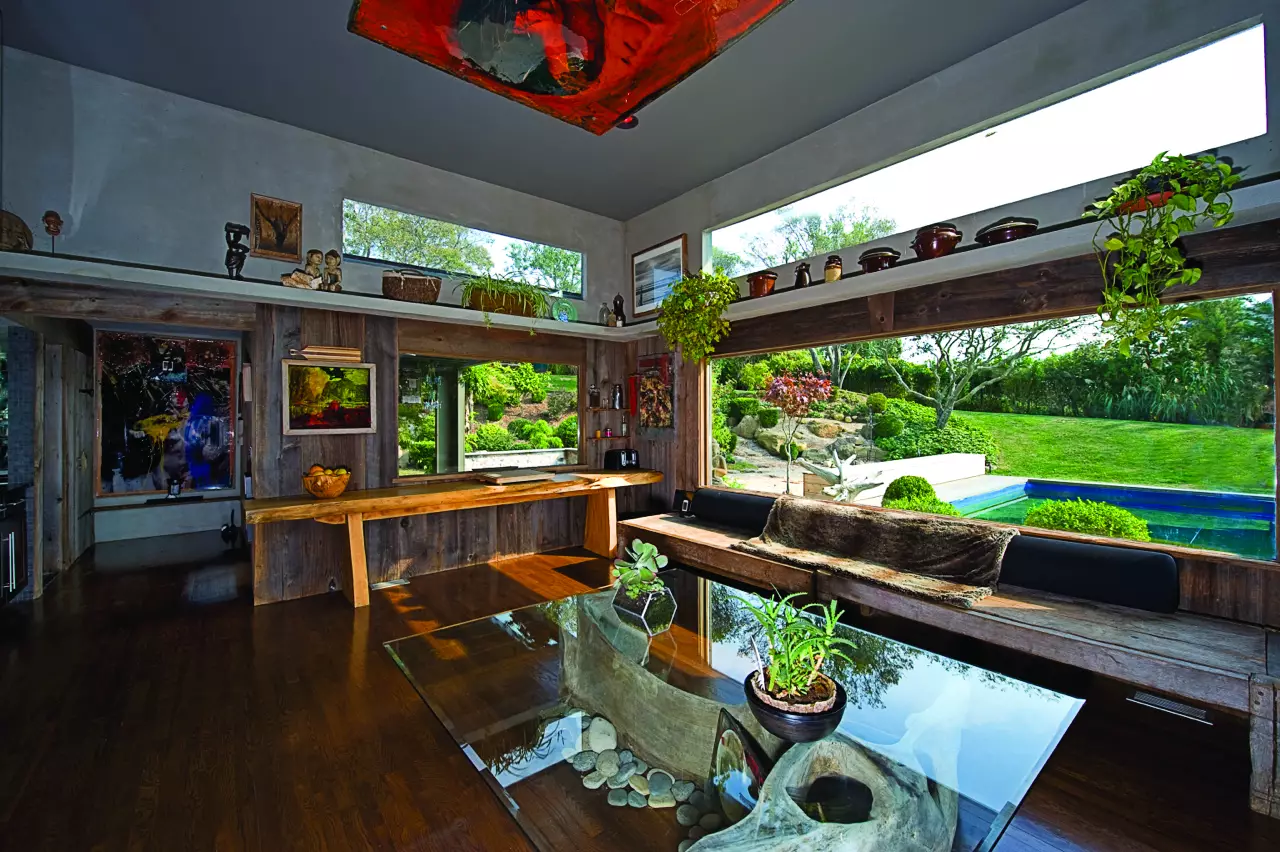 Nate Berkus i Jeremiah Brent kupują nowoczesny dom w Montauk fotografa Raphaela Mazzucco za 1,6 mln dolarów 8489_4