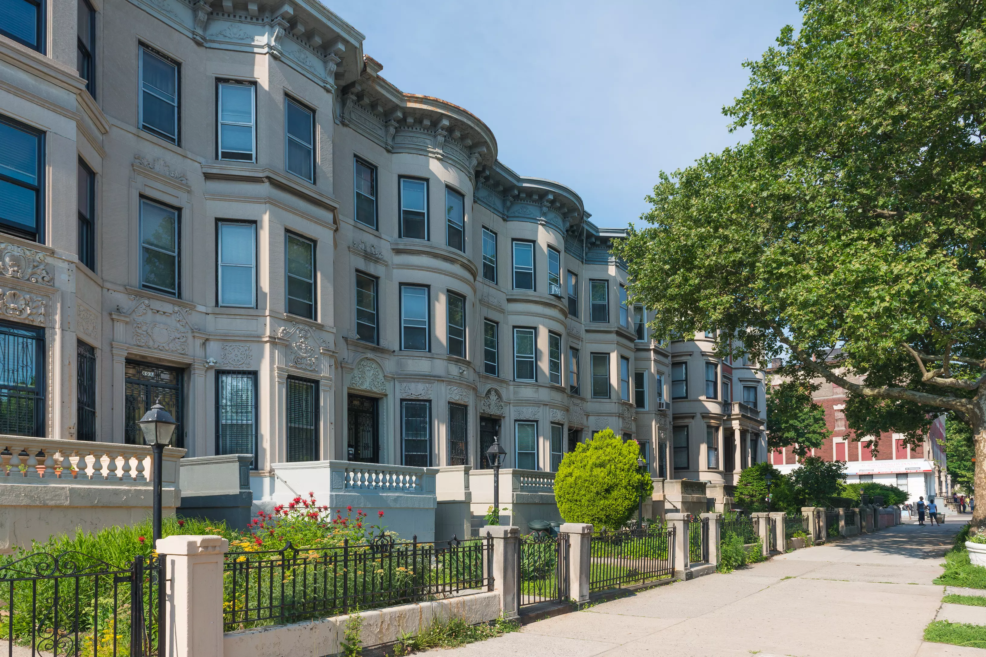 A taxa de solicitude para alugueres en Nova York ten un límite oficial de 20 dólares 8542_1