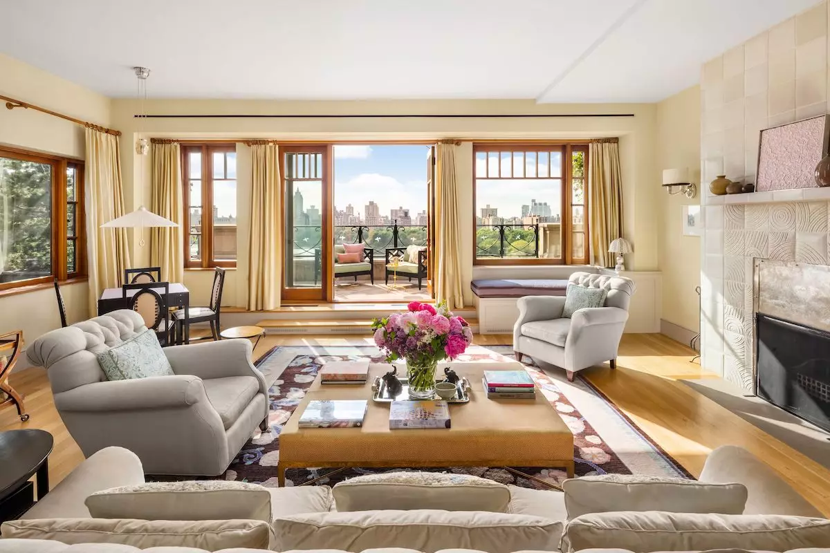 Bette Midlere uzskaita savu Upper East Side trīsstāvu penthouse par 50 miljoniem USD 8614_1