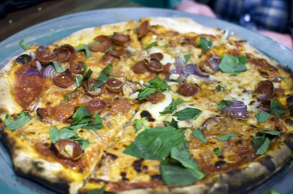 De Blasio schwört, die legendäre Pizza Di Fara nach Steuerbeschlagnahme zu retten 8753_2