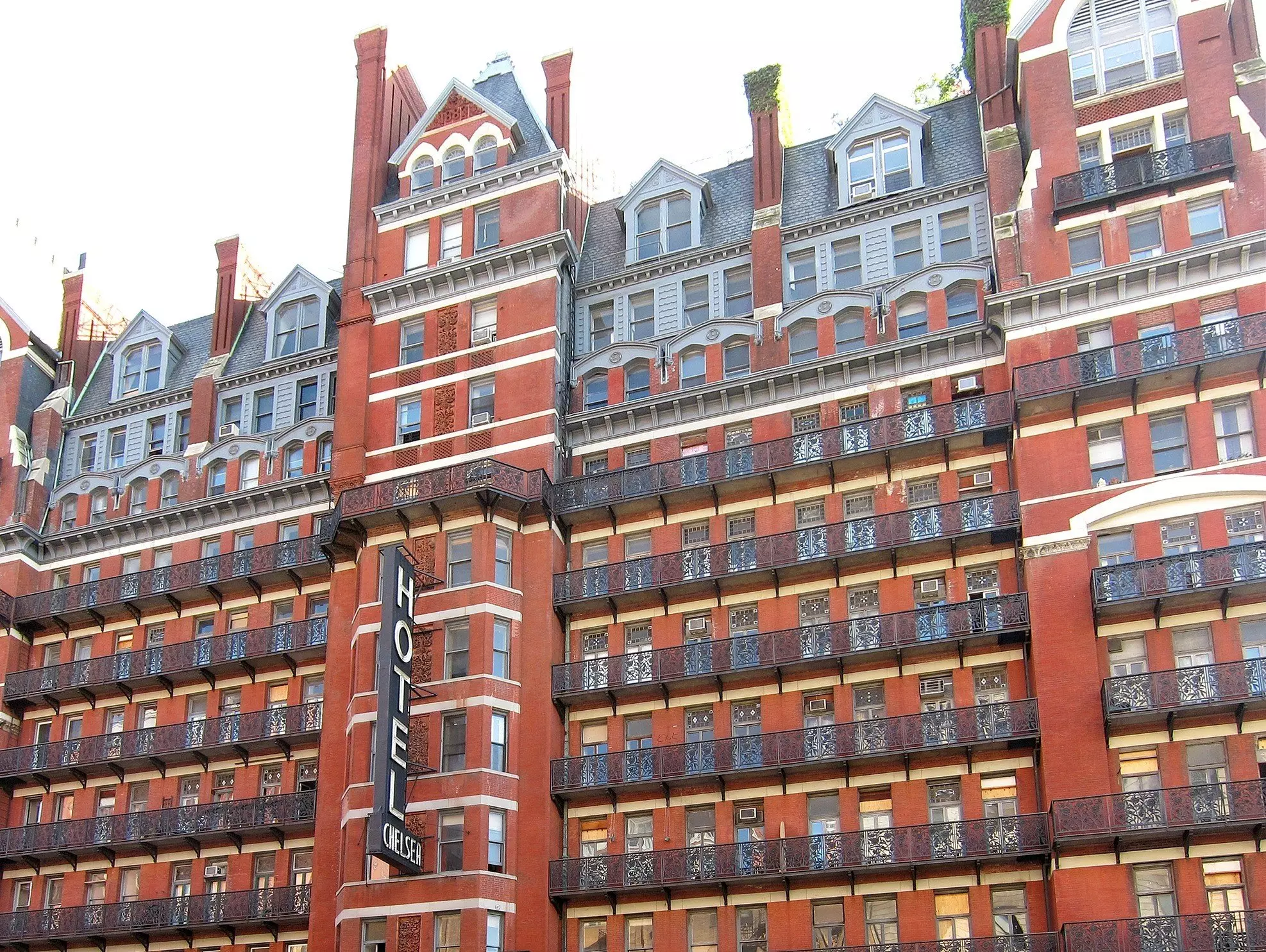 Οι ιδιοκτήτες του Chelsea Hotel έχουν στείλει σχεδόν 60.000 δολάρια στον de Blasio σε μια προσπάθεια να κερδίσουν εύνοια για την κατασκευή 8952_1