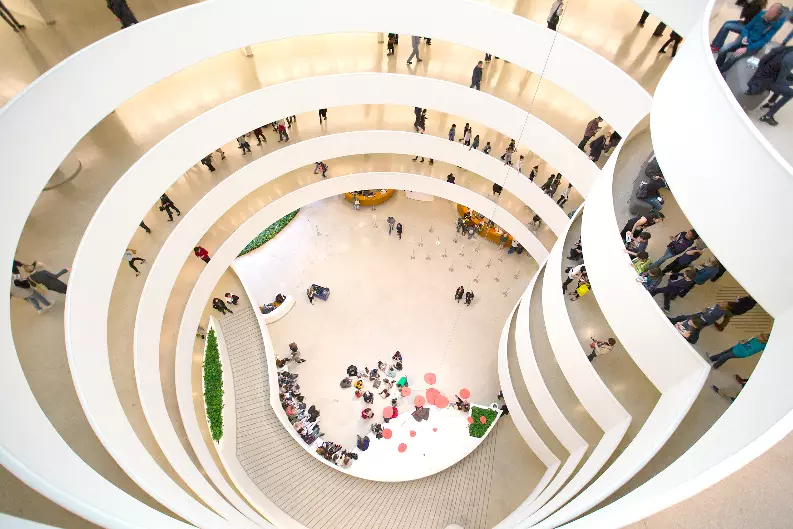 Guggenheimas NYC, Guggenheimo rotonda, Frankas Lloydas Wrightas
