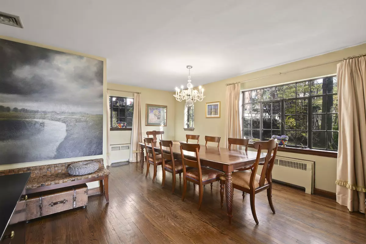 3033 Scenic Place, spuyten duyvil, bronx, listing cool, tudors