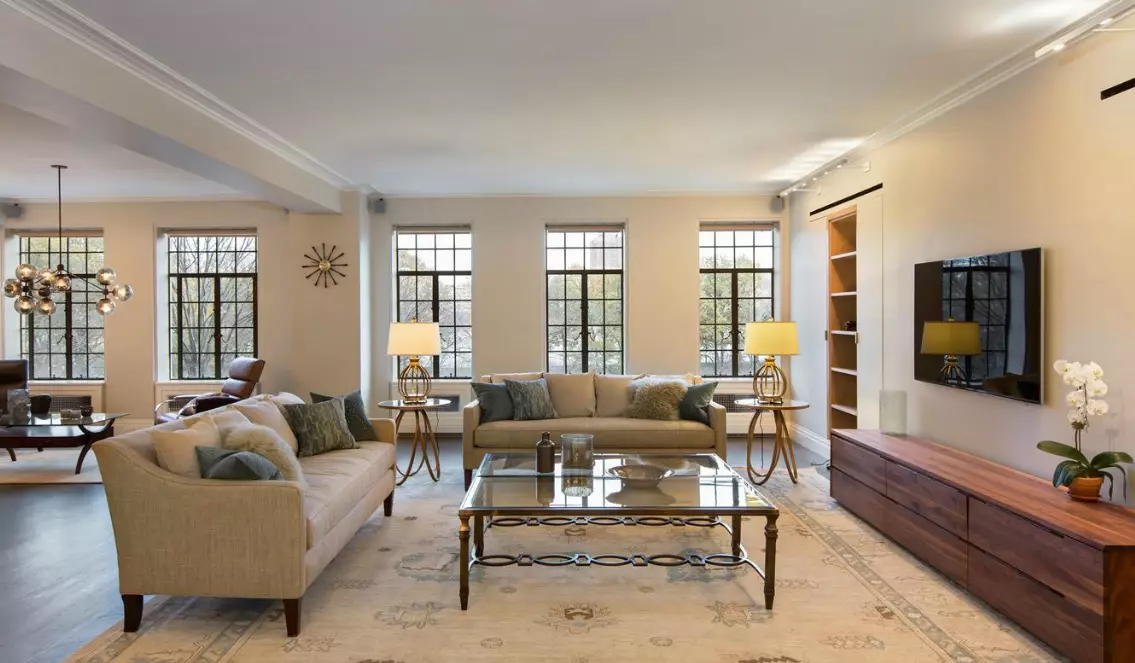 Брюс Уиллис 13 сая долларын үнэтэй Central Park West Apartment-ын жагсаалтад багтжээ 9367_1
