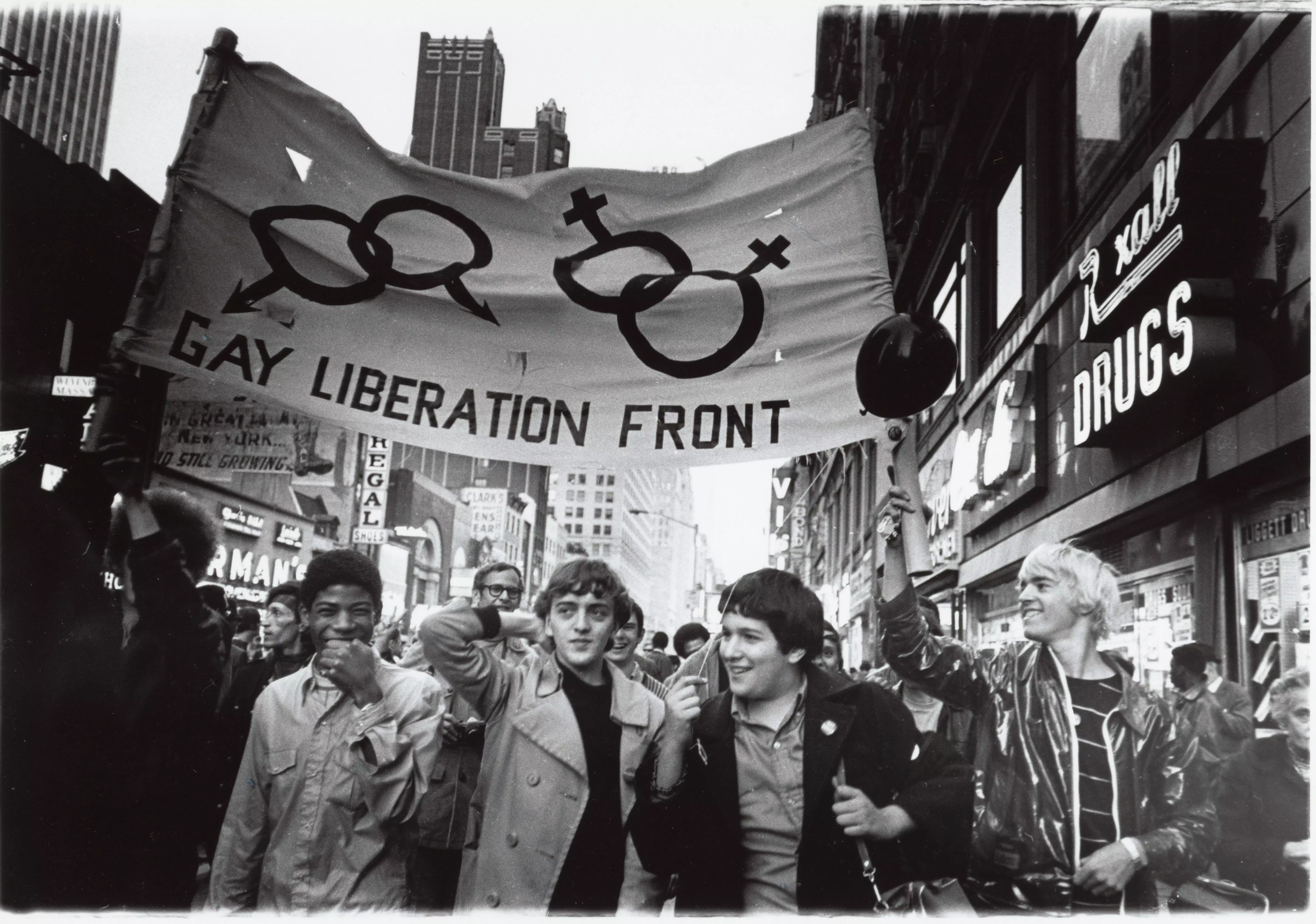 Veranstaltungen, Bibliothek nach Feierabend, Pride Month, Love & Resistance: Stonewall 50, NYPL