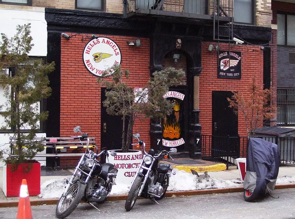 Hell's Angels East Village HQ si ay u noqdaan guryo kiro ah 9542_1