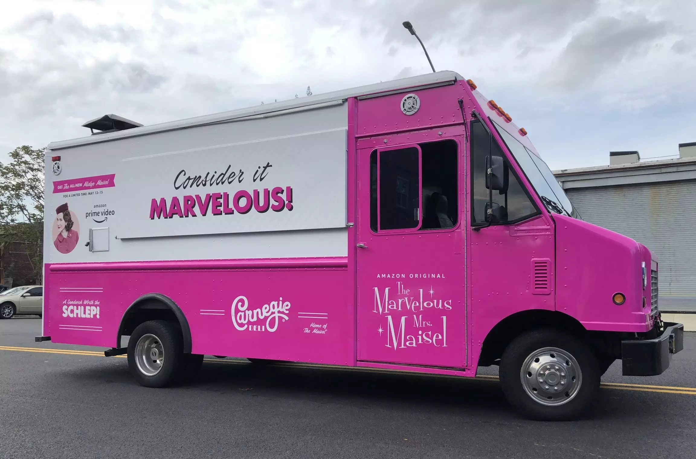 Carnegie Deli und „Mrs. Maisel‘ tun sich diese Woche auf einem Pastrami-Food-Truck zusammen 9776_1