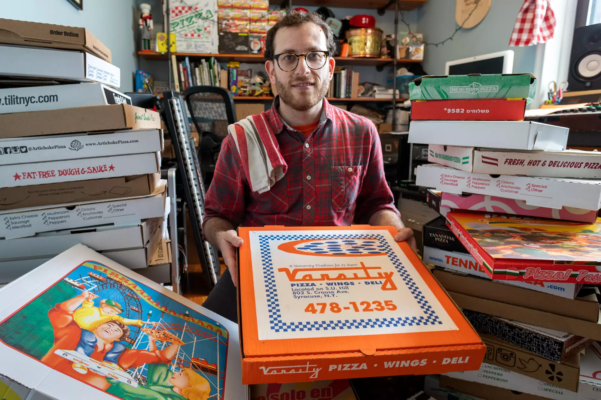 Kuv 1,100sqft: Pizza pundit Scott Wiener's Midwood lub tsev tuav lub ntiaj teb coob pizza thawv sau 9829_1