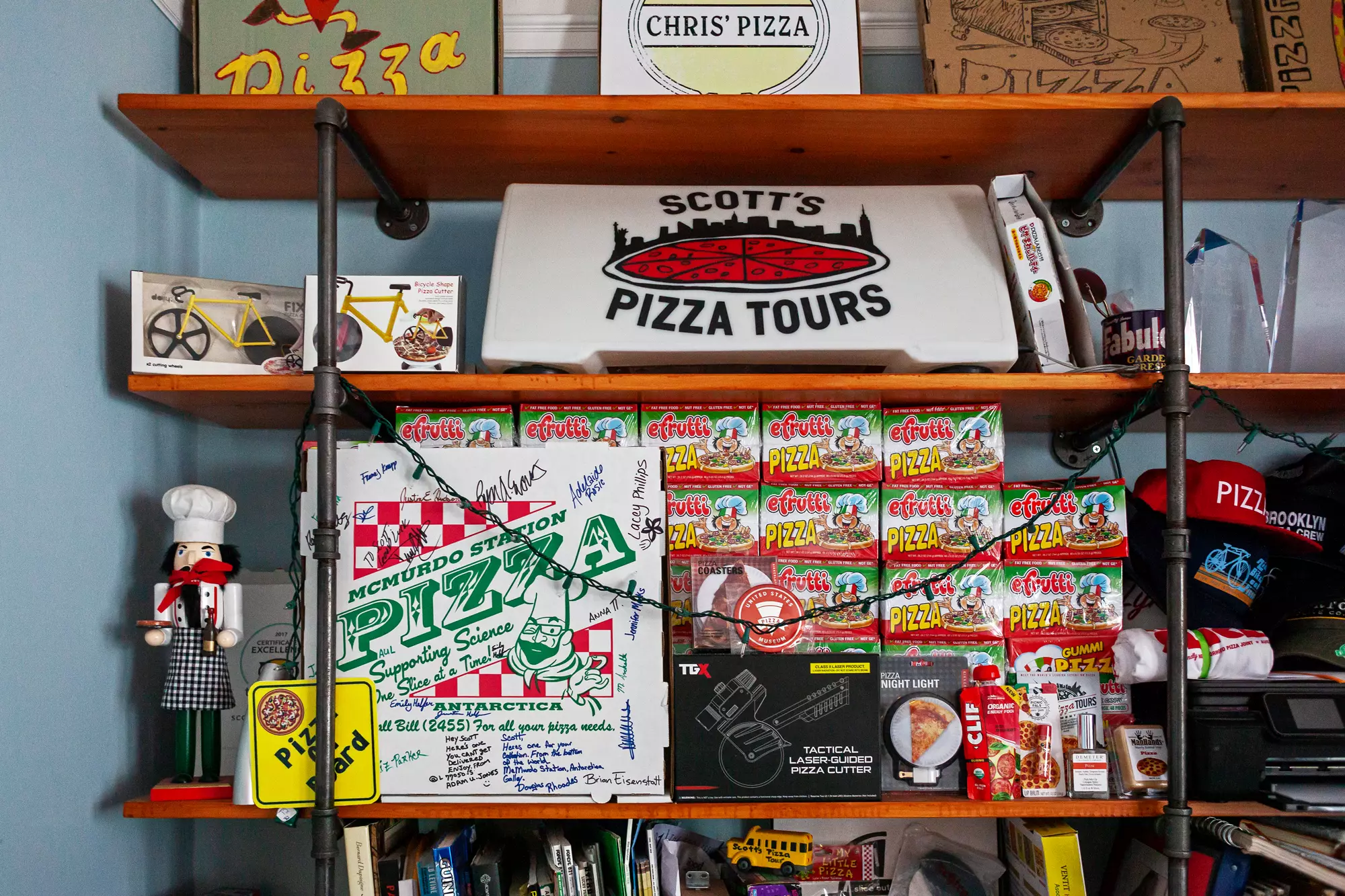 Kuv 1,100sqft: Pizza pundit Scott Wiener's Midwood lub tsev tuav lub ntiaj teb coob pizza thawv sau 9829_10