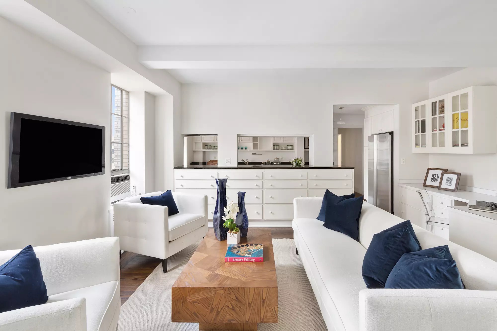 Elegantnost in prosti prostor določata to stanovanje v vrednosti 4,35 milijona dolarjev v ikoničnem Parc Vendome 999_5